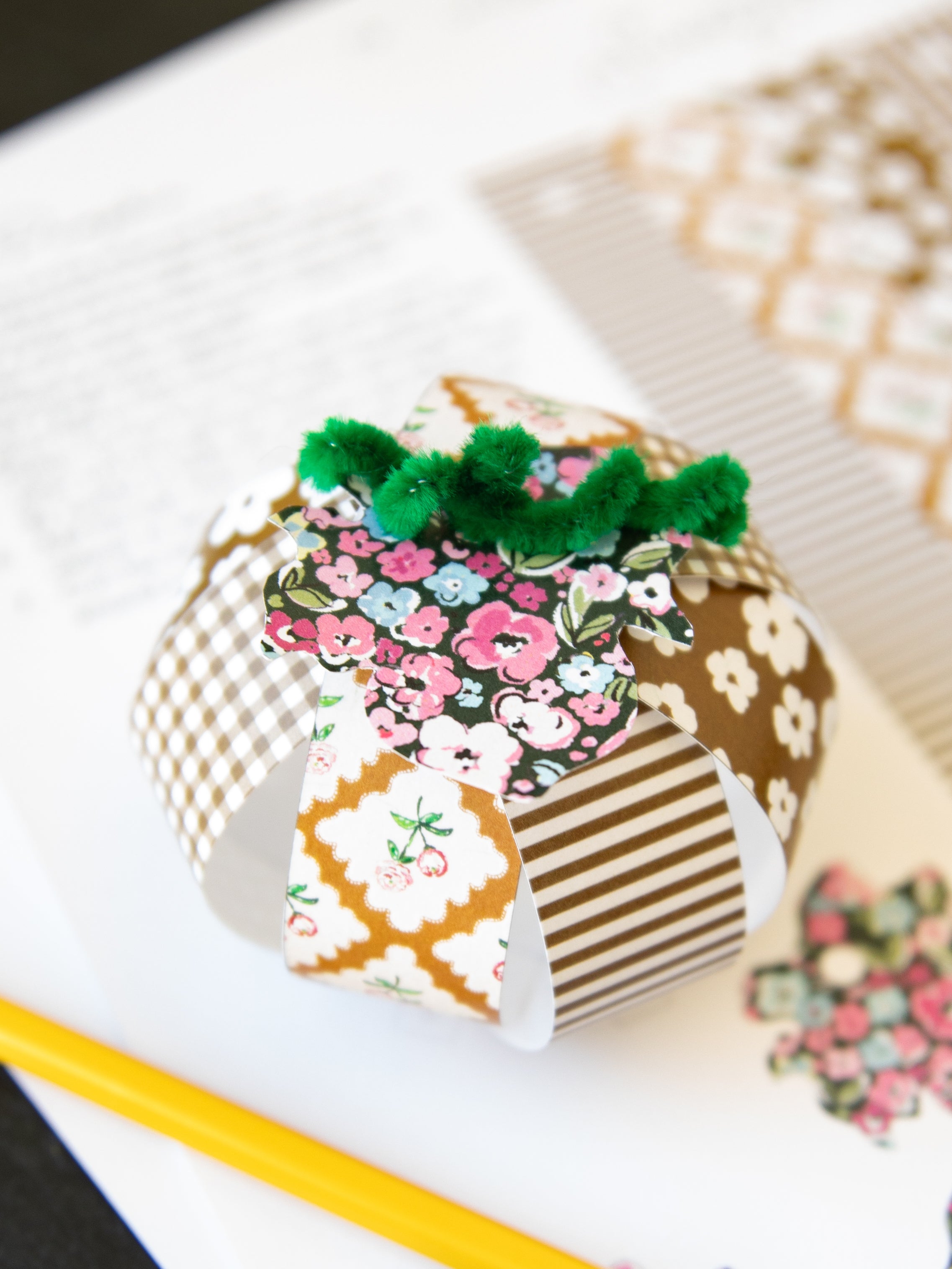 Free Fall Paper Pumpkin Craft! - SweetHoney Clothing